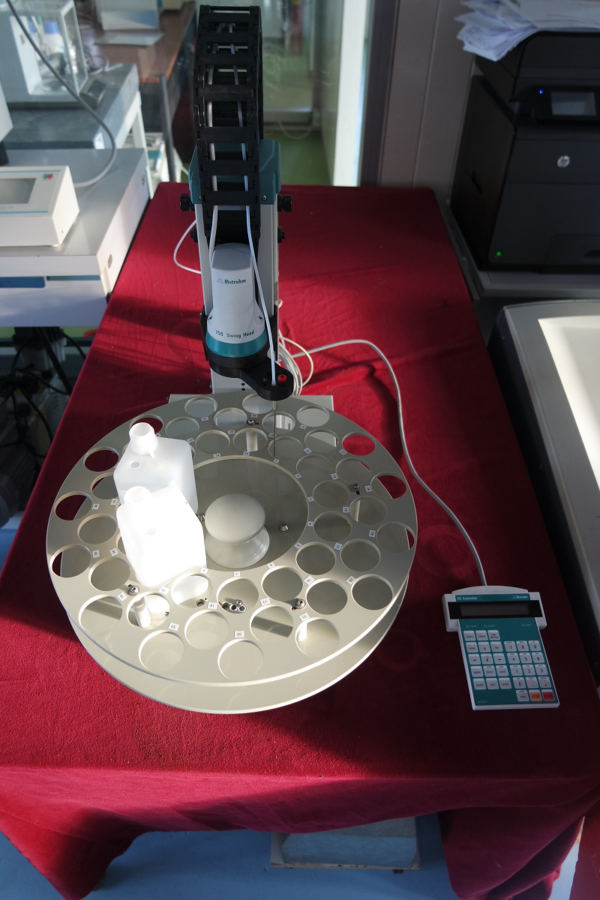 Metrohm 730 sample changer, 759 Swinghead - S-A-LE