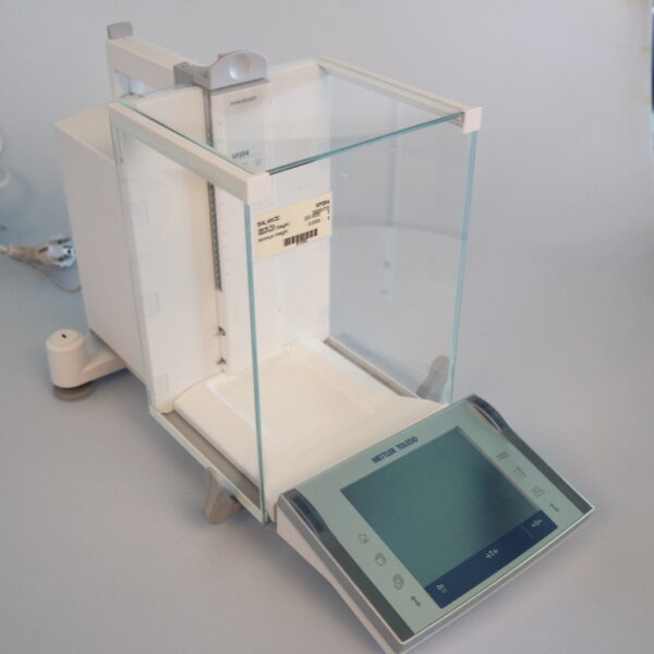 584 - Used Mettler Toledo Excellence Plus XP204 Analytical Balance - S-A-LE