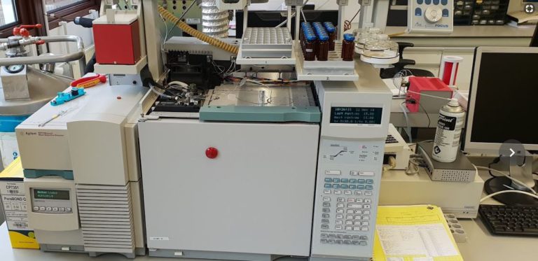 577 - Used Agilent 6890 GC with 5973 MS system and CTC headspace ...