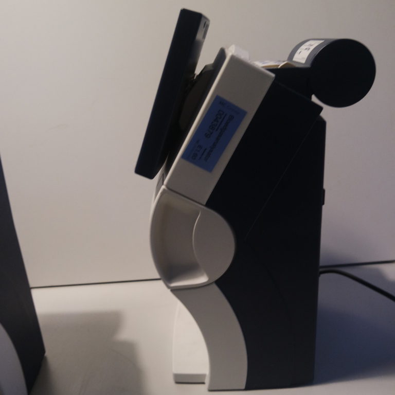 1107 - Used ABL90 Flex Plus blood gas analyzer - S-A-LE