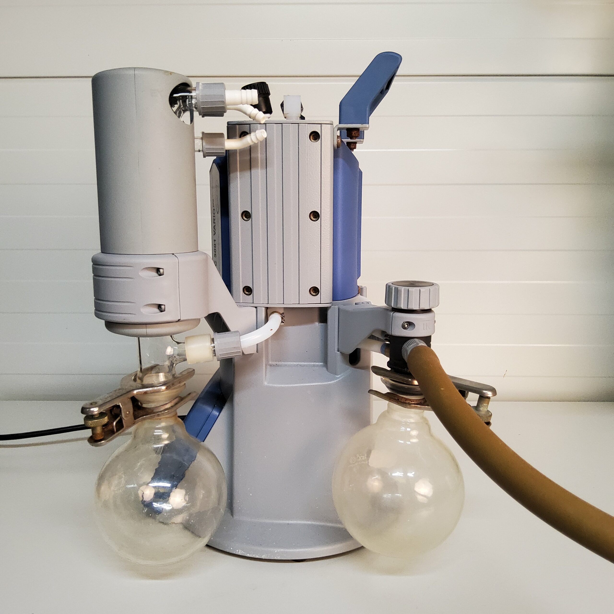 1262 - Used Vacuubrand PC3001 VarioPro - S-A-LE