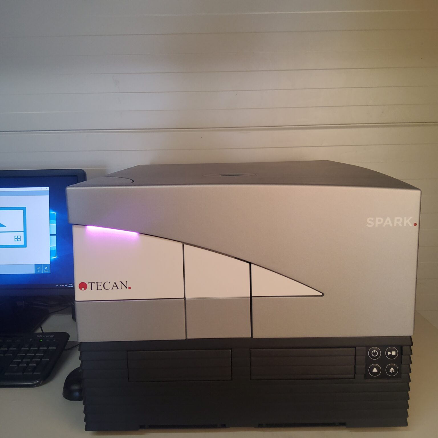 1268 - Used Tecan Spark Multimode Microplate Reader - S-A-LE