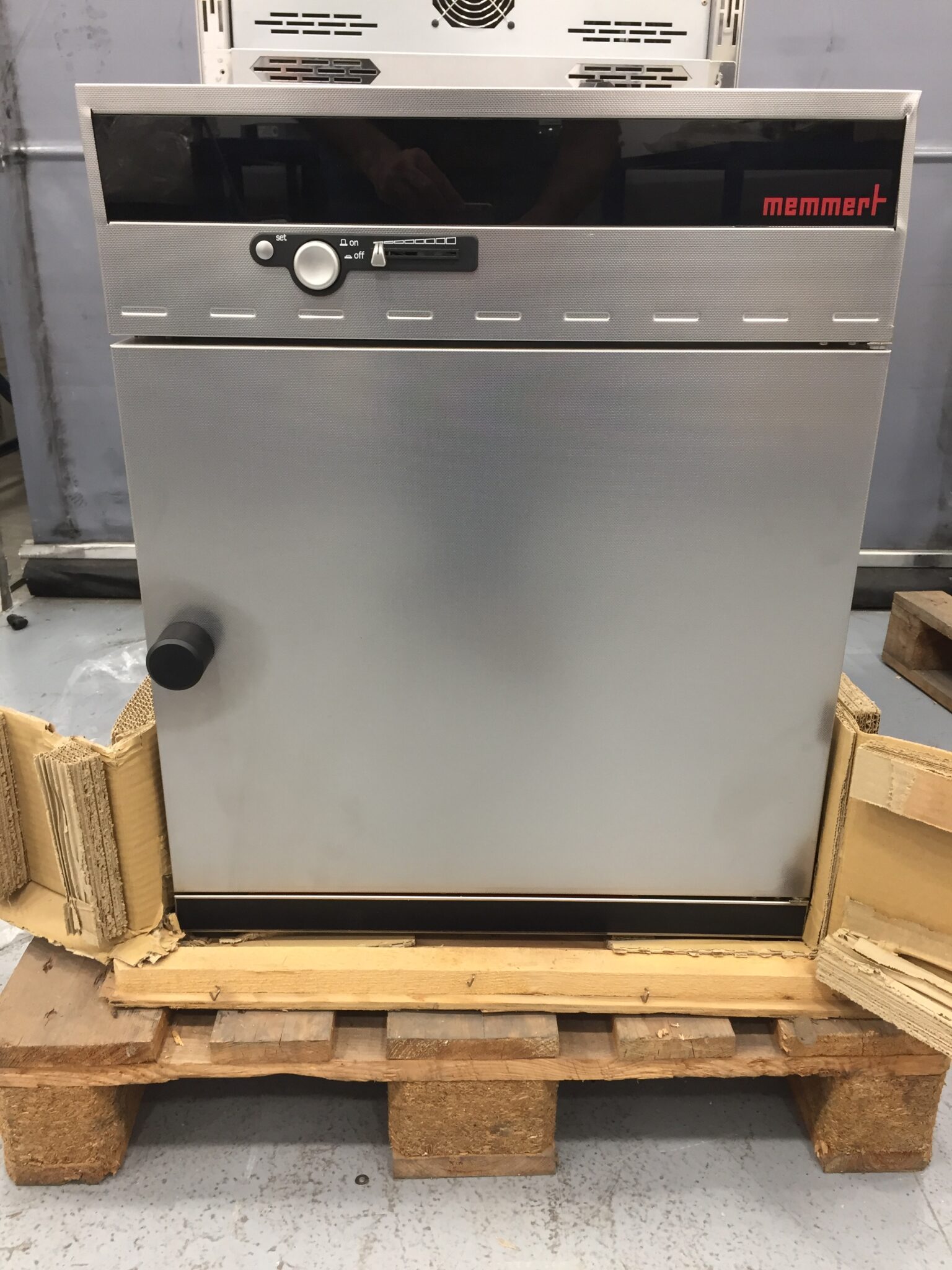 1349 - As new Memmert Universal Oven UFB400 - S-A-LE