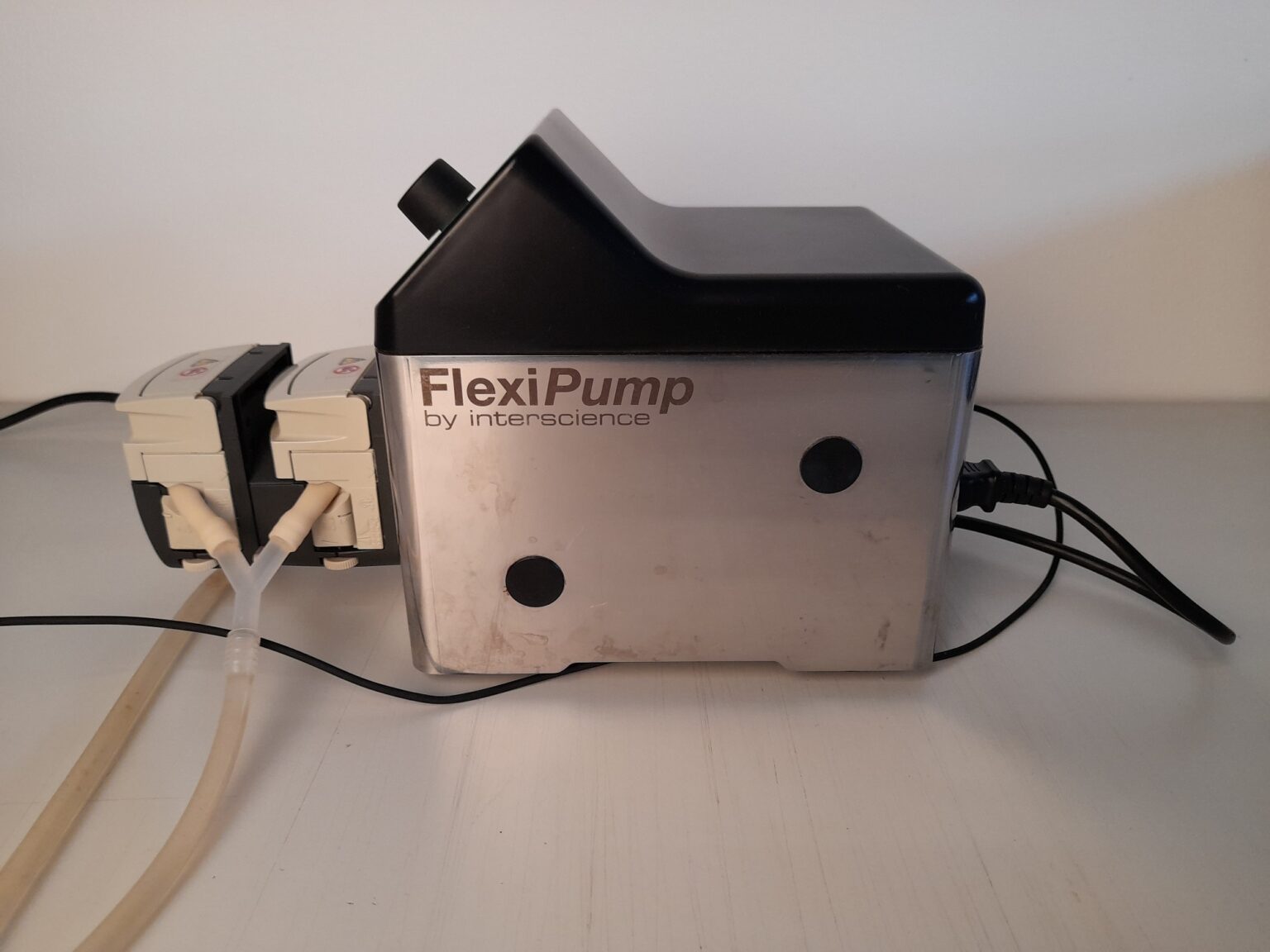 1410 - Used Interscience FlexiPump Pro dispensing pump - S-A-LE