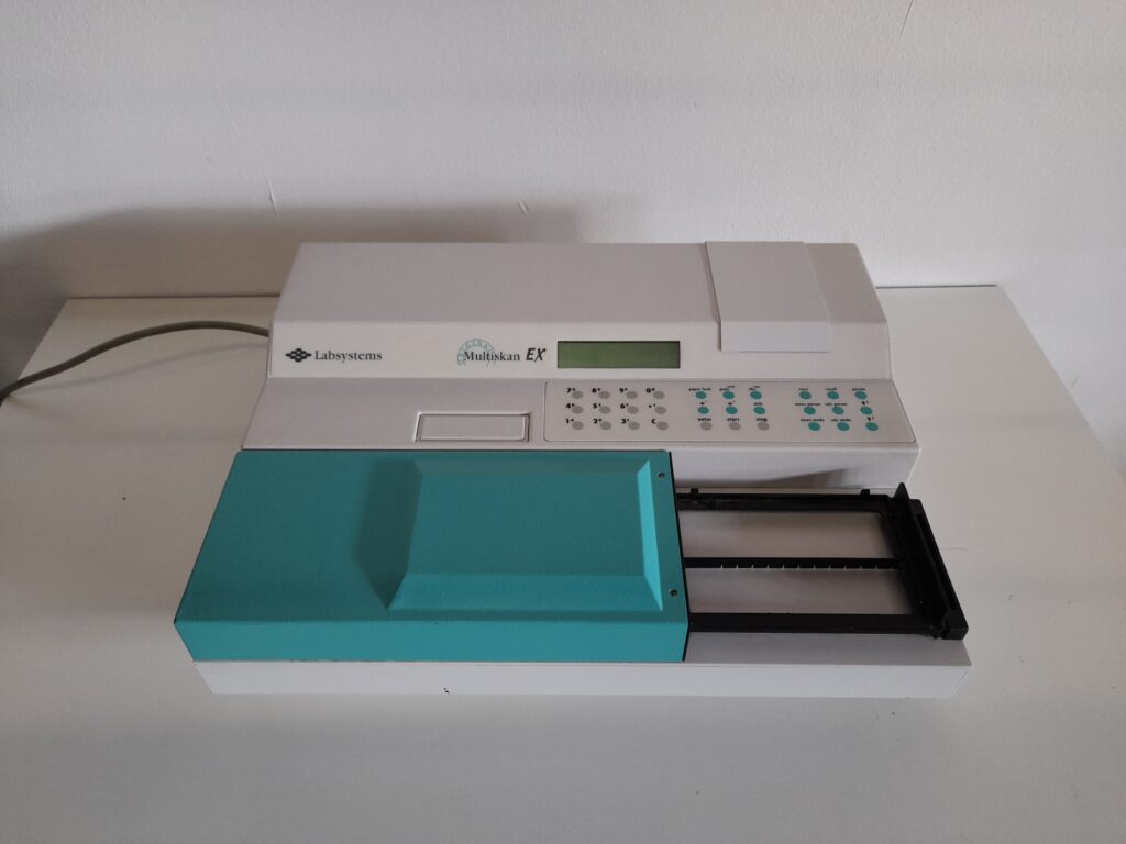 1483 - Used labsystems Multiskan 352 EX microplate reader - S-A-LE