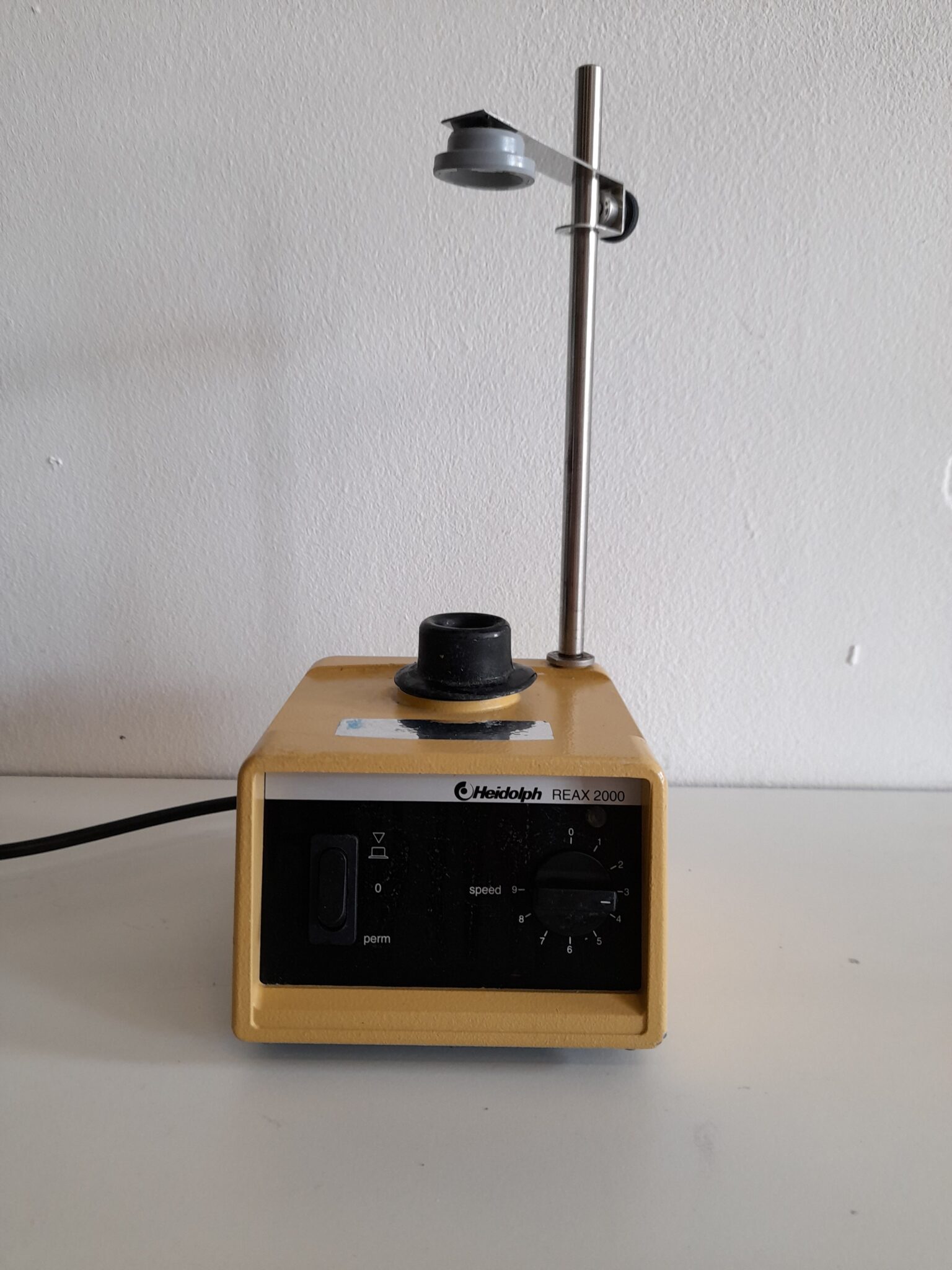 1553 - Used Heidolph vortex mixer REAX 2000 - S-A-LE