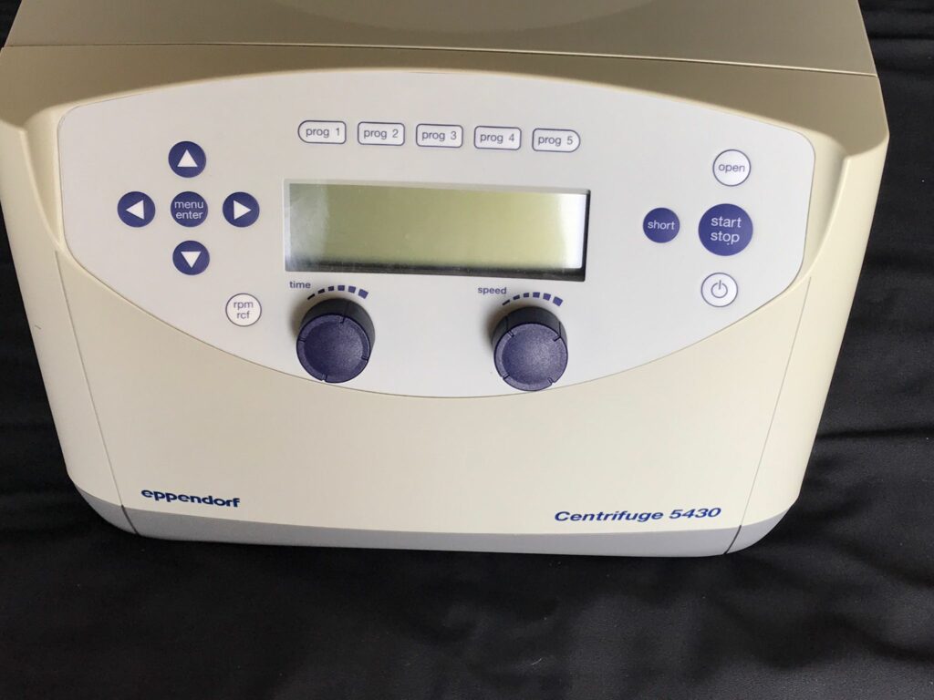 1670 - Used Eppendorf 5430 centrifuge - S-A-LE